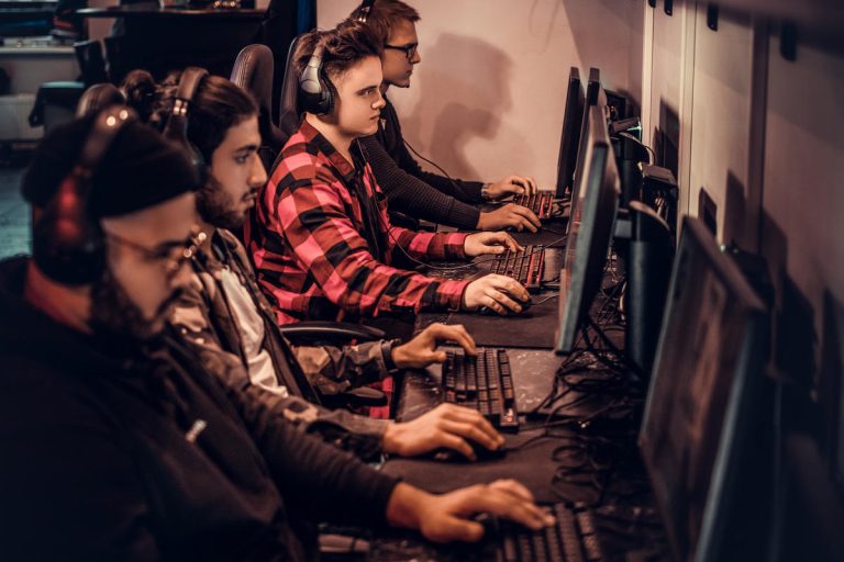 Esports Indonesia, Masa Depan dan Peran Lokal - Media Berita Mataram ...